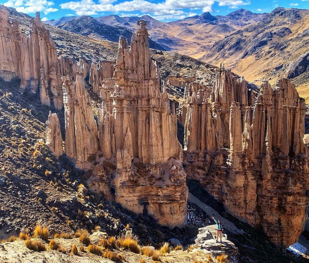 Ciudad Gótica: deslúmbrate con este bosque de piedras en Macusani, Puno ...
