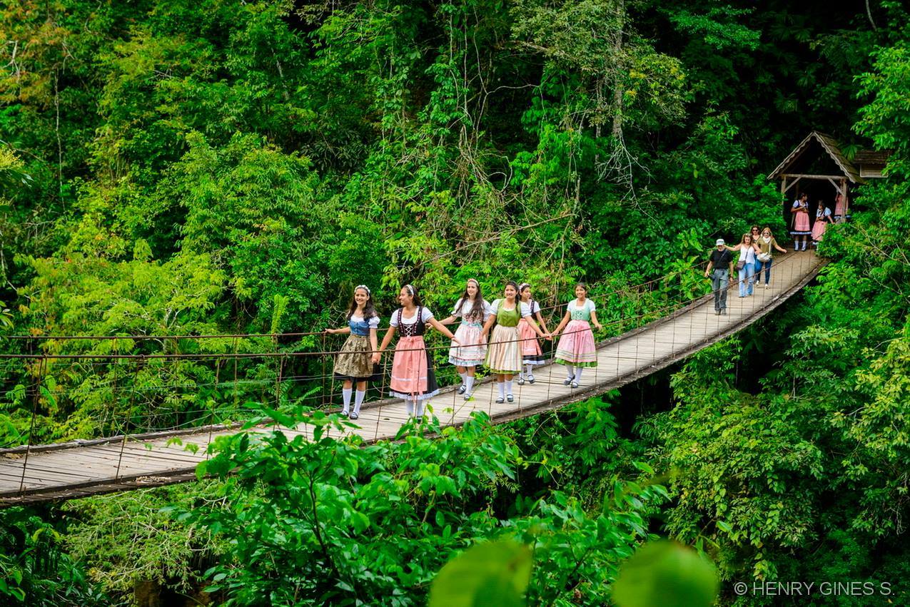 Tour Pozuzo - Tour Pozuzo Tour Pozuzo Tour Pozuzo